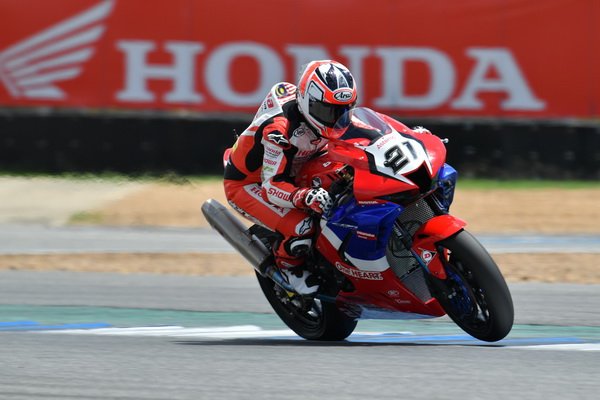 “ฮอนด้า” คว้าโพล 3 รุ่น นักบิดไทยเตรียมล่าแชมป์ เอเชียโร้ด โฮมเรซ ที่ ...